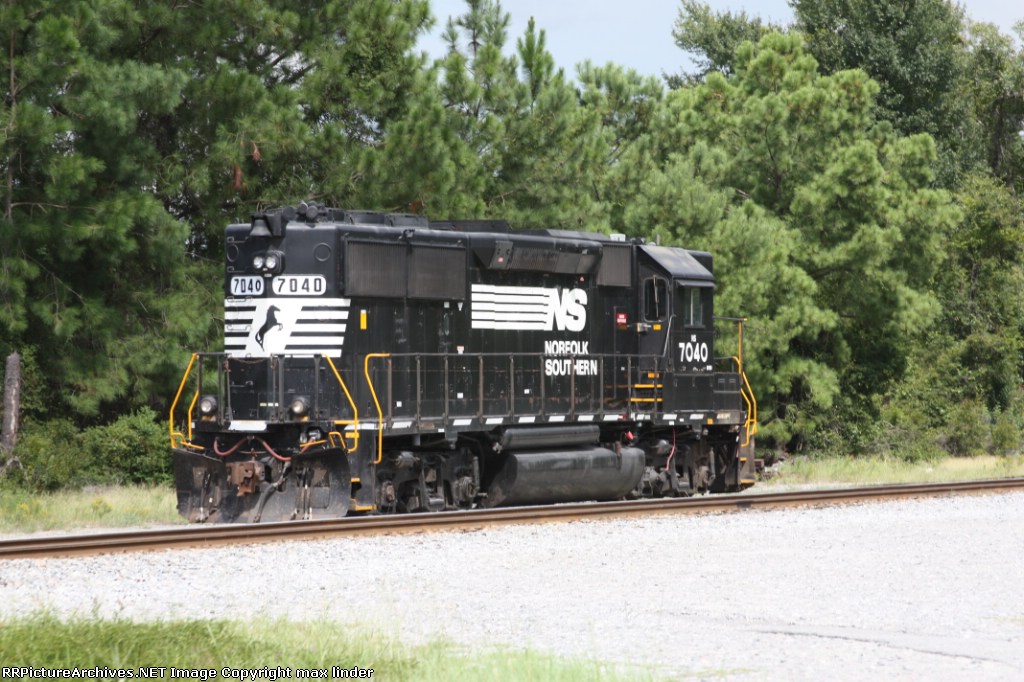 NS 7040